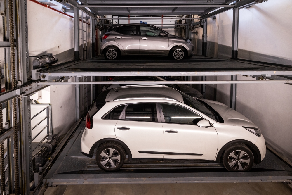 רחוב חולדה, תל-אביב - פארקומות חניה רובוטית בראש שקט